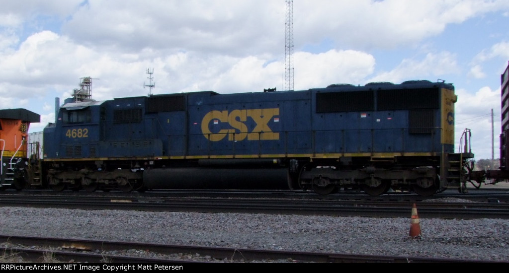 CSX 4682